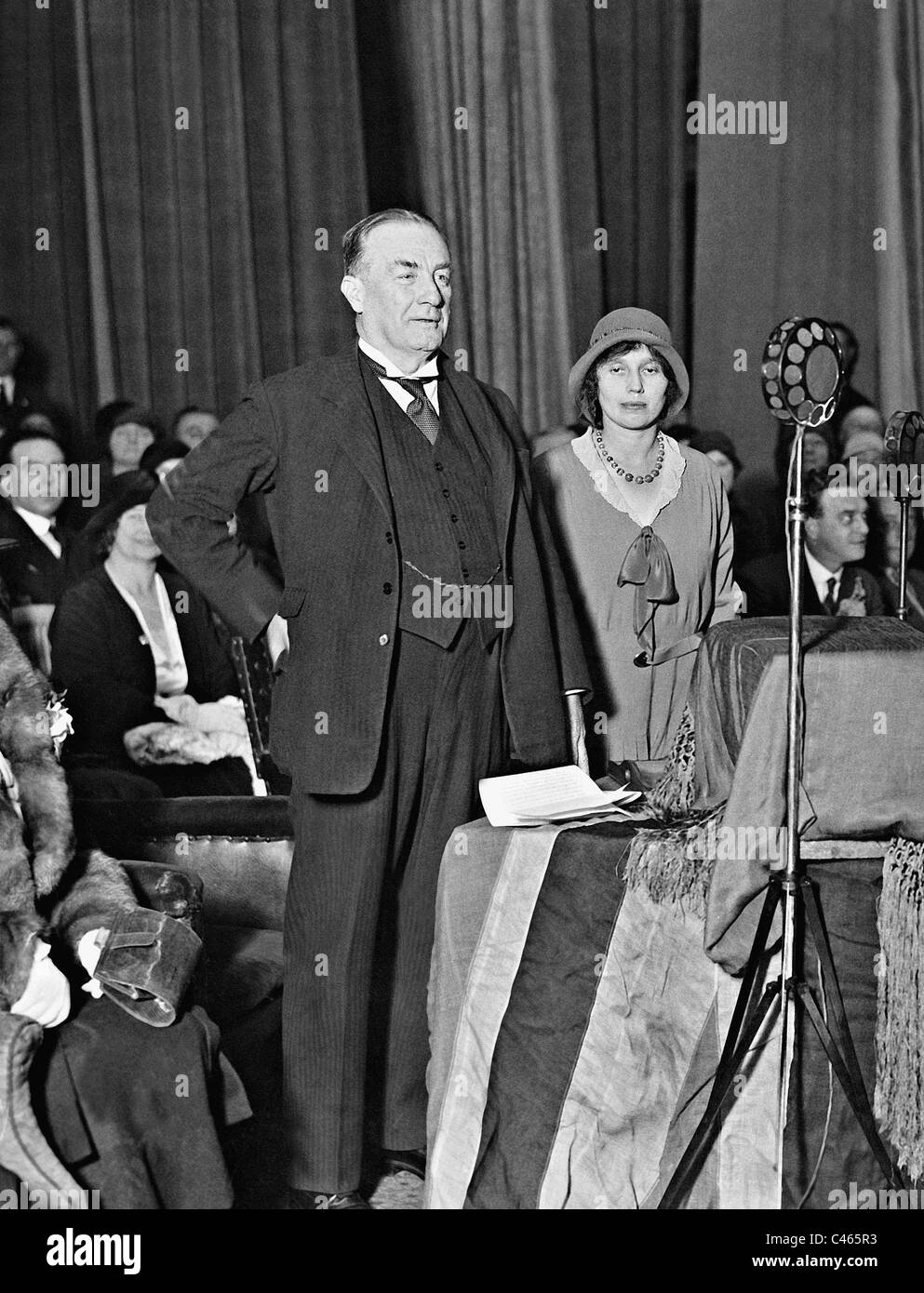 Lord baldwin hi-res stock photography and images - Alamy