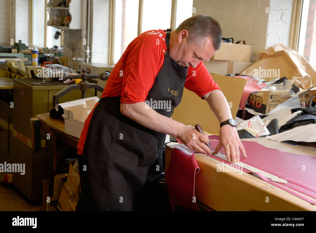 Leather factory uk hi-res stock photography and images - Alamy