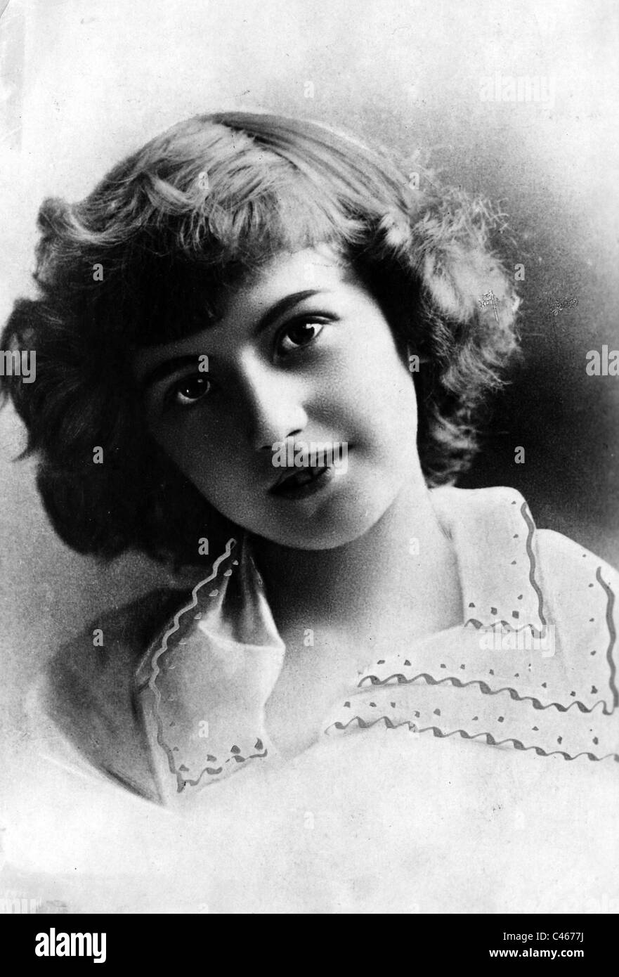 Barrison hi-res stock photography and images - Alamy