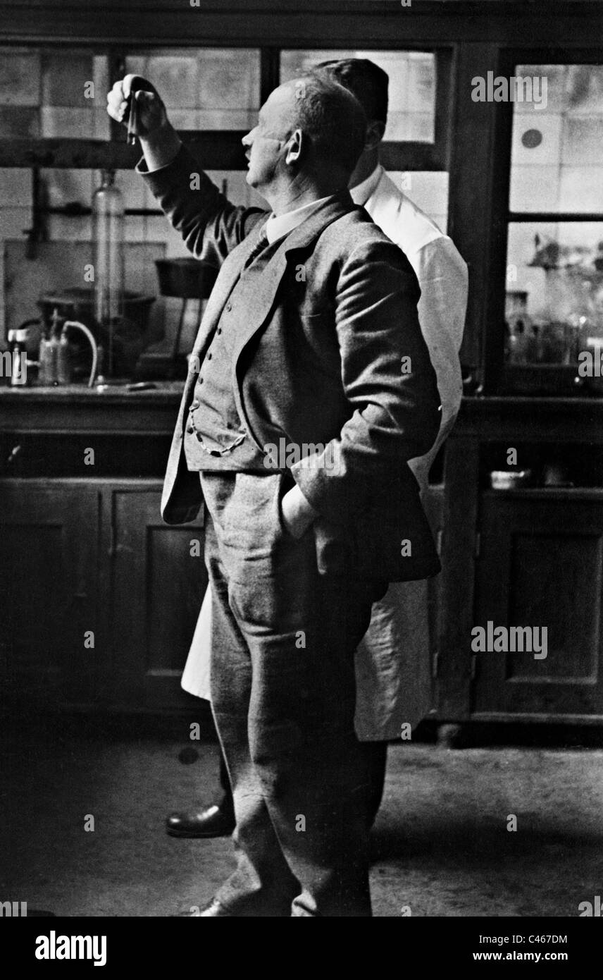 Hans fischer german chemist hi-res stock photography and images - Alamy