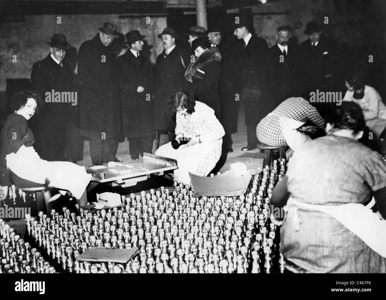 Nazi germany industry economy 1933 1945 hi-res stock photography and ...