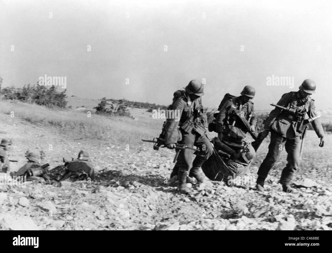 World war ii wounded soldiers hi-res stock photography and images - Alamy