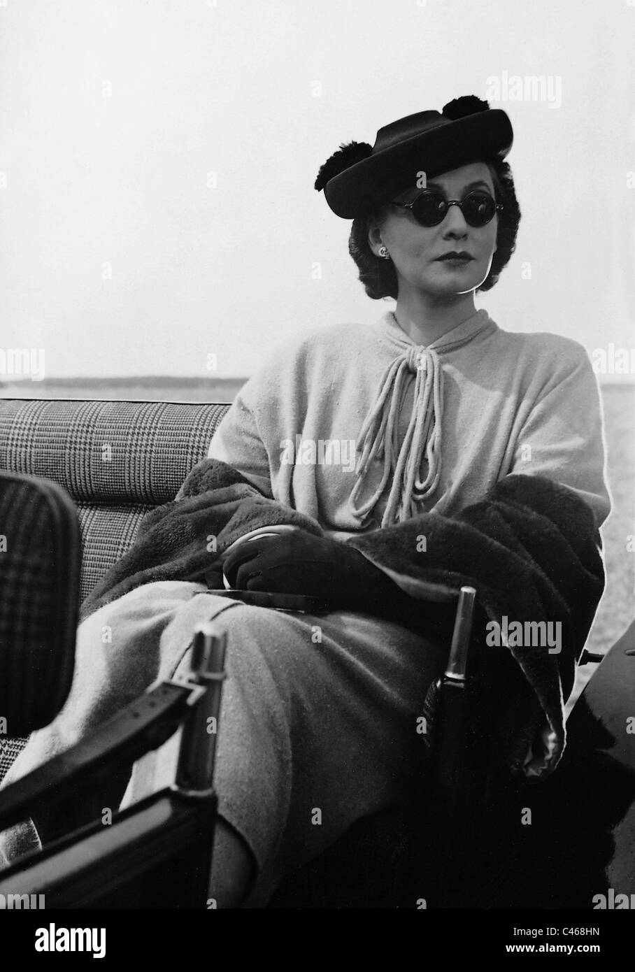 Zarah culture hi-res stock photography and images - Alamy