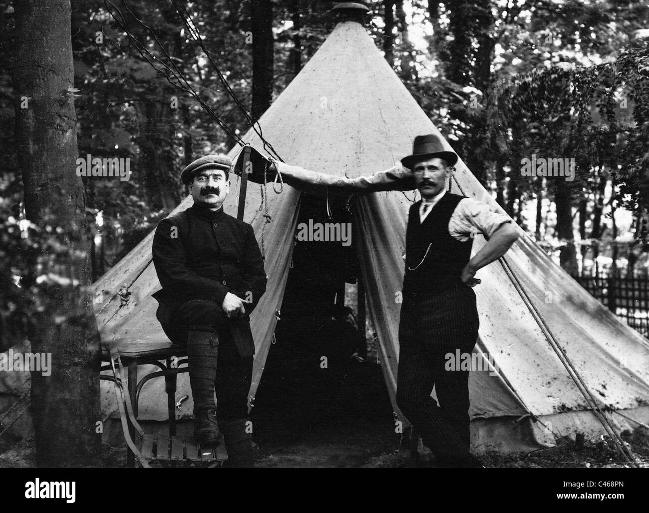 Engine telegraph Black and White Stock Photos & Images - Alamy