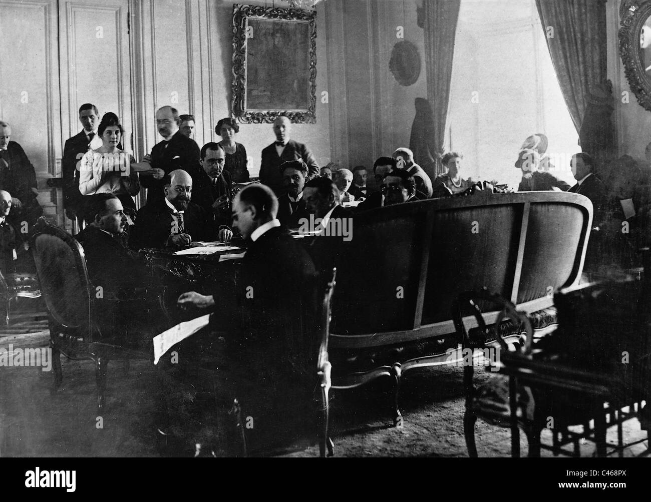Versailles peace conference hi-res stock photography and images - Alamy