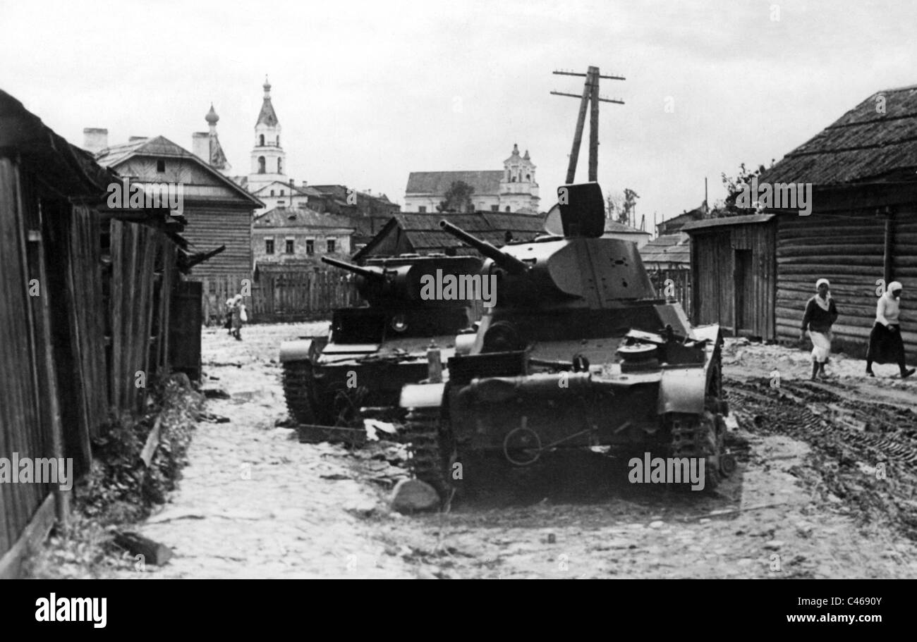 Destroyed red army tanks hi-res stock photography and images - Alamy