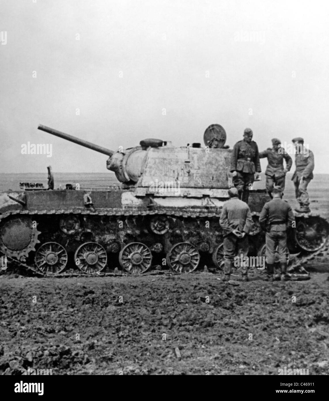 Destroyed red army tanks hi-res stock photography and images - Alamy