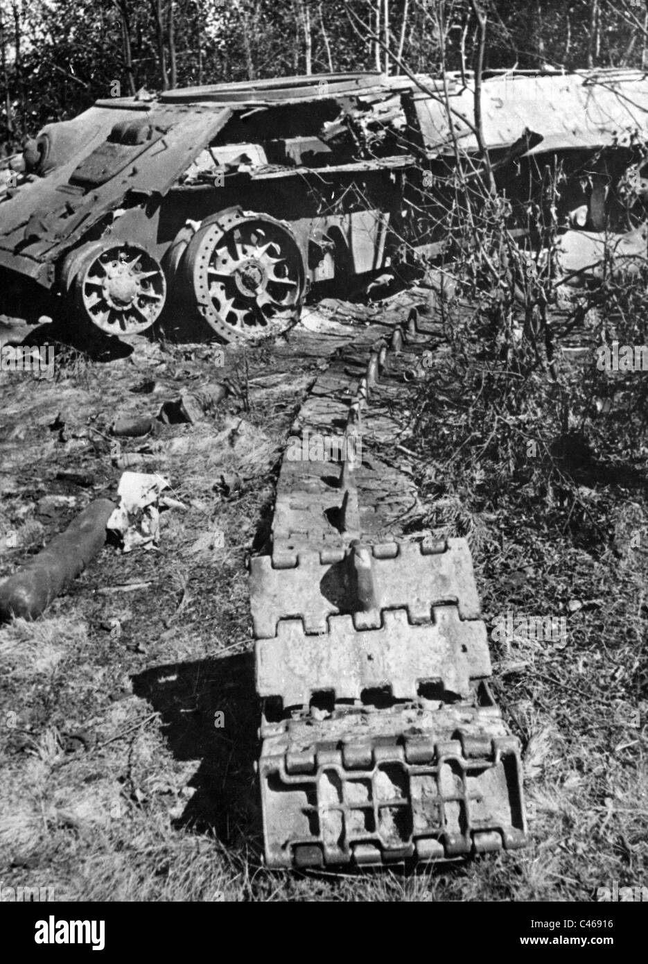 Second World War: Destroyed Red Army Tanks Stock Photo - Alamy