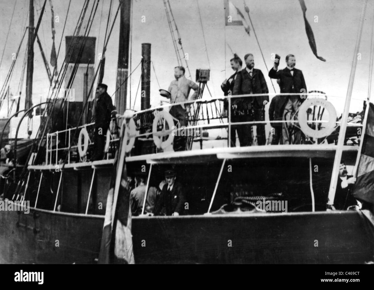 Salomon andree hi-res stock photography and images - Alamy