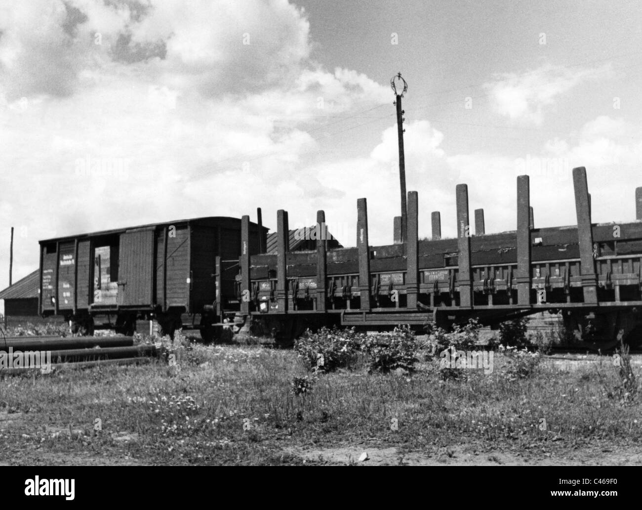 Second World War: German railwaymen fighting partisans in occupied ...