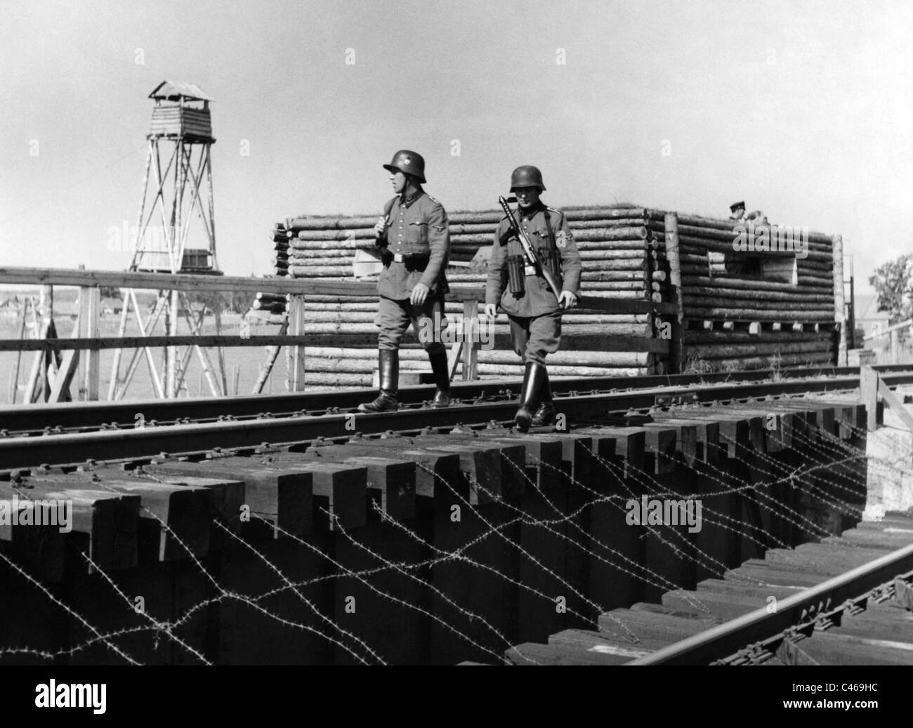 Second World War: German police fighting partisans in occupied Soviet ...