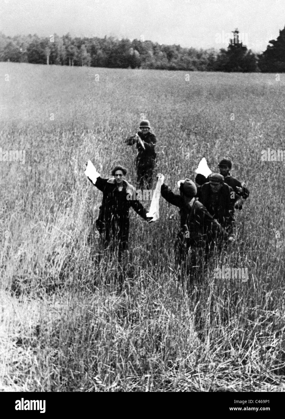 Second World War: German Wehrmacht fighting against partisans Stock ...