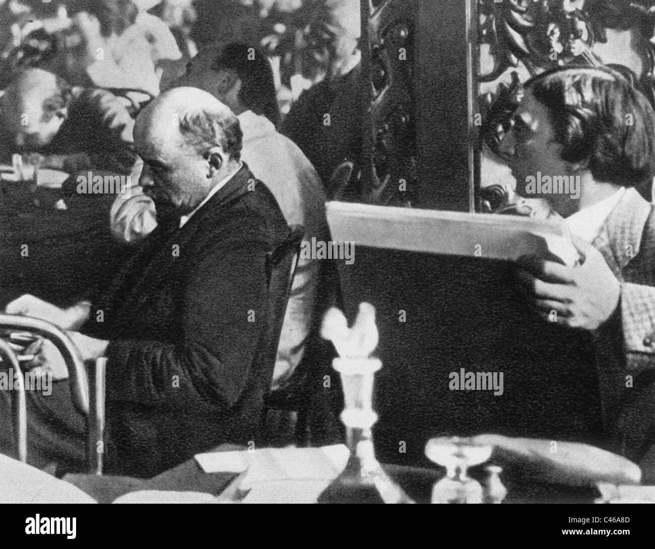 Vladimir lenin hi-res stock photography and images - Alamy