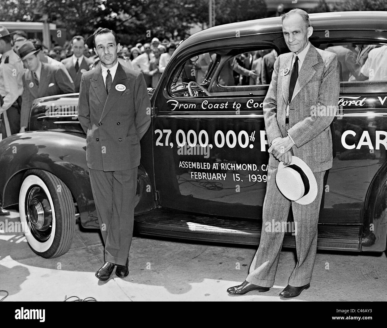 Henry ford right and his son edsel ford hi-res stock photography and ...
