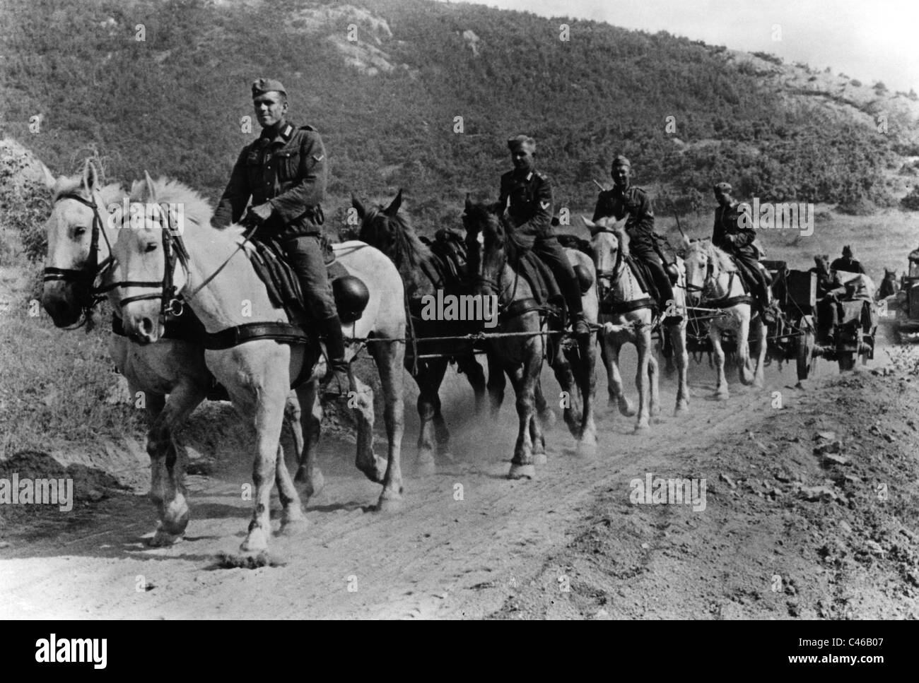 Artillery second world war hi-res stock photography and images - Alamy