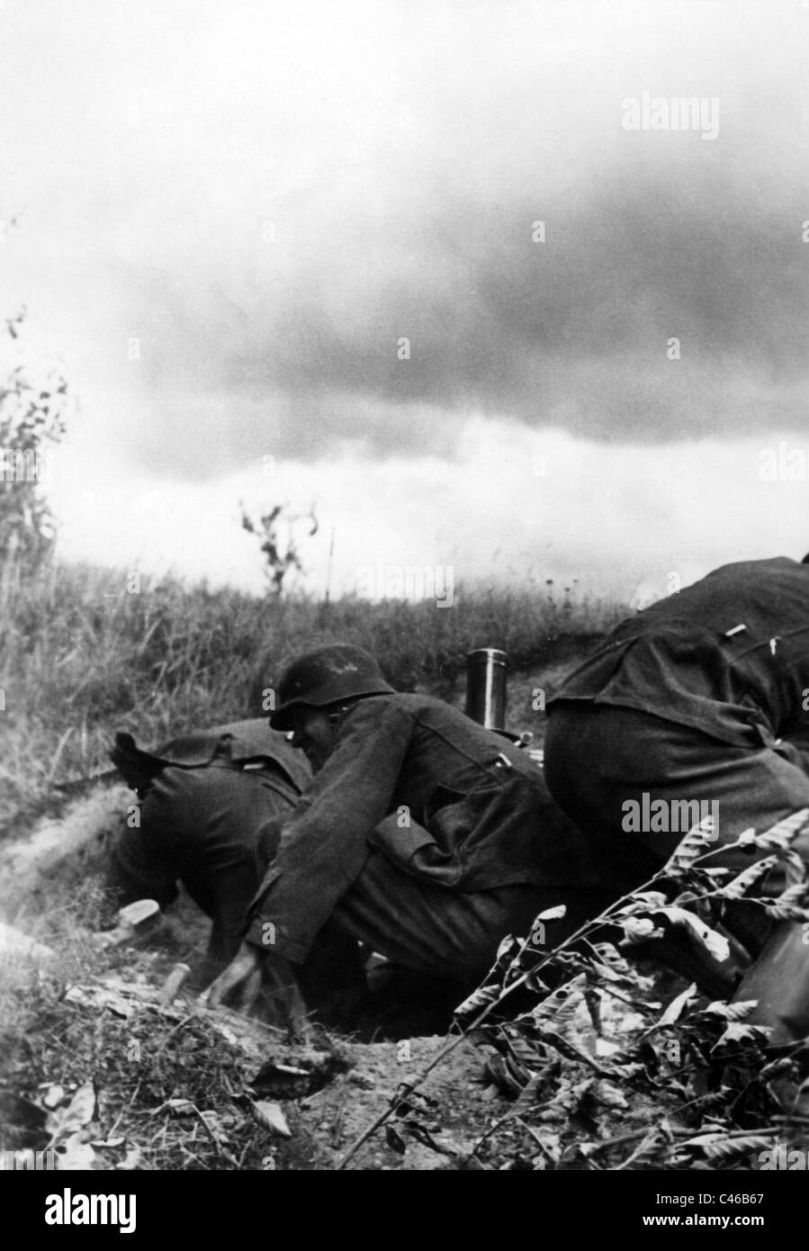 World War 2 Grenade Launcher , The Evolution of the Grenade Launcher: A ...