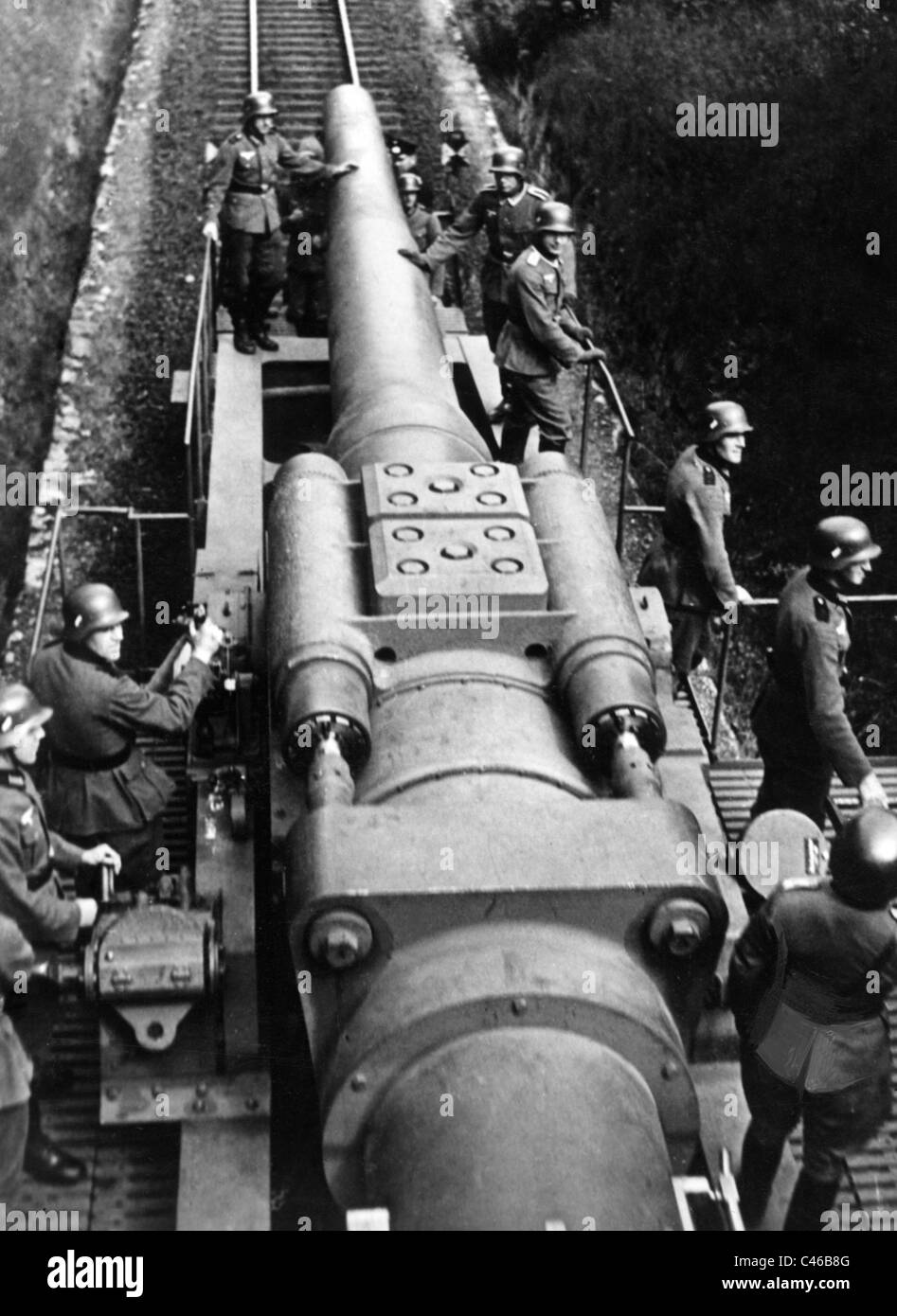 Second World War, German Artillery: Railway Guns Stock Photo - Alamy