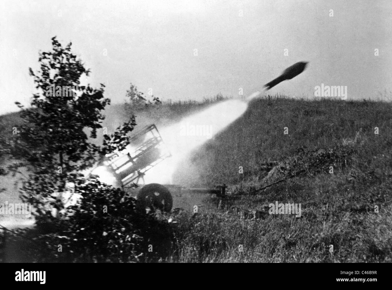 Second World War, German Artillery: Nebelwerfer (Do-Werfer Stock Photo ...