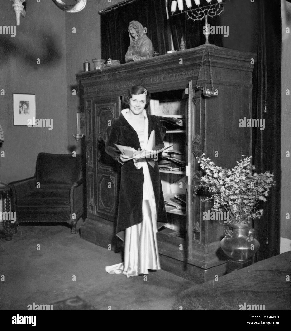 Olga Chekhova, 1933 Stock Photo - Alamy