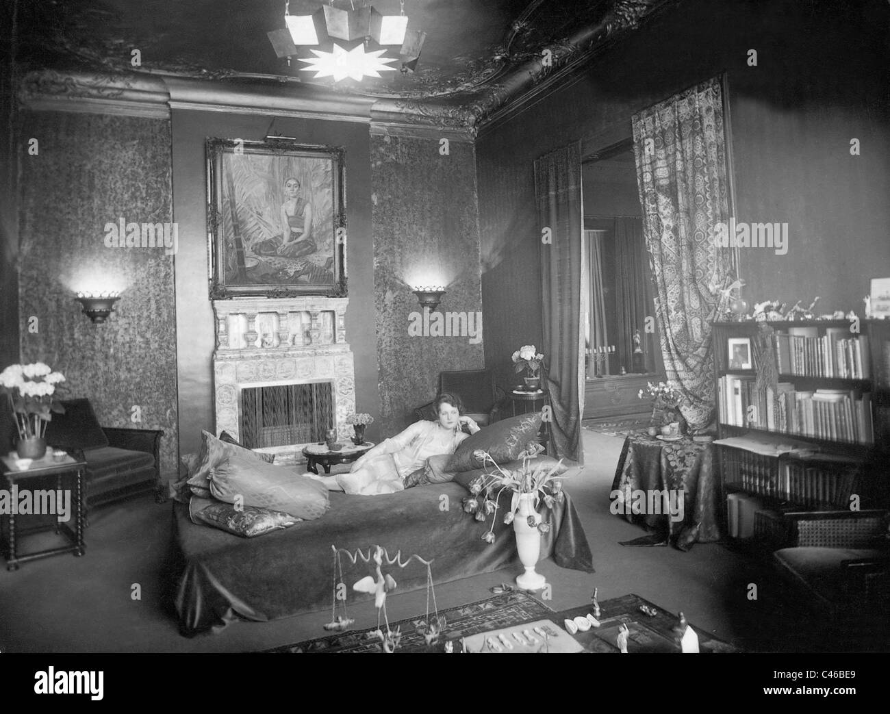 Olga Chekhova, 1930 Stock Photo - Alamy