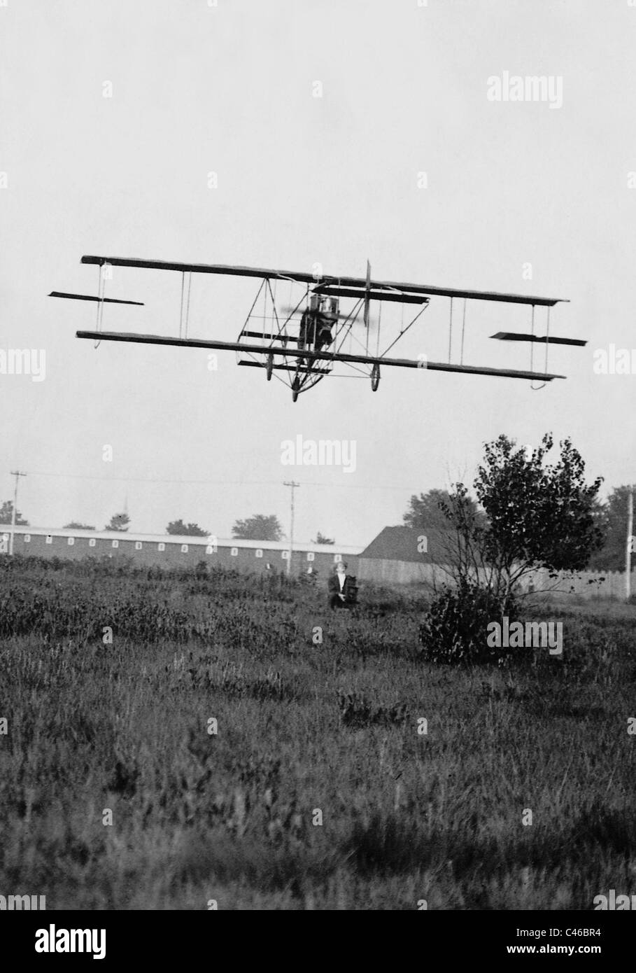 Glenn Curtiss in his plane, 1910 Stock Photo - Alamy