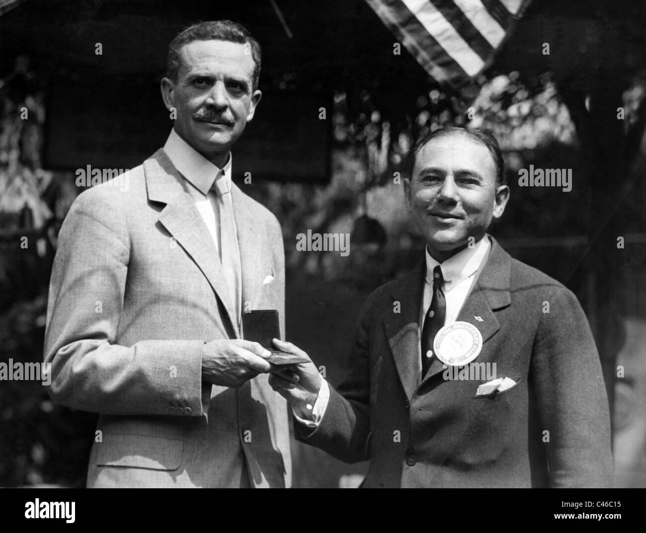 John jacob astor newspaper hi-res stock photography and images - Alamy