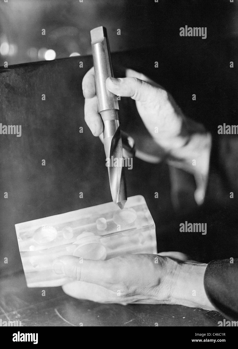 Block of steel Black and White Stock Photos & Images - Alamy