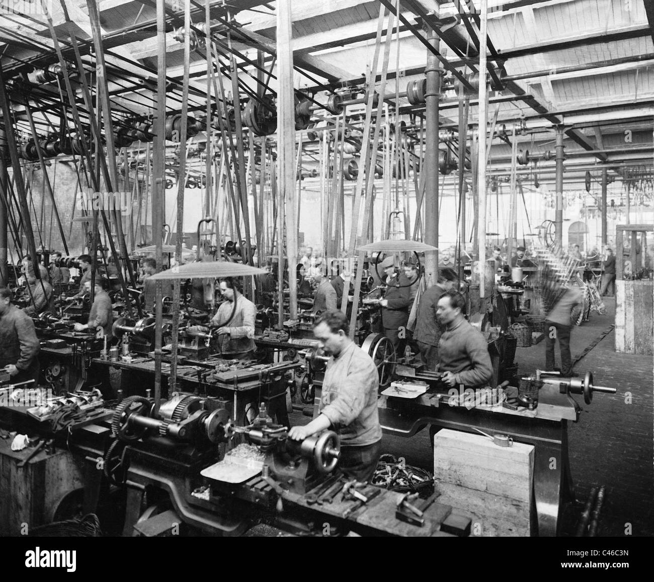 Bicycle transmission Black and White Stock Photos & Images - Alamy