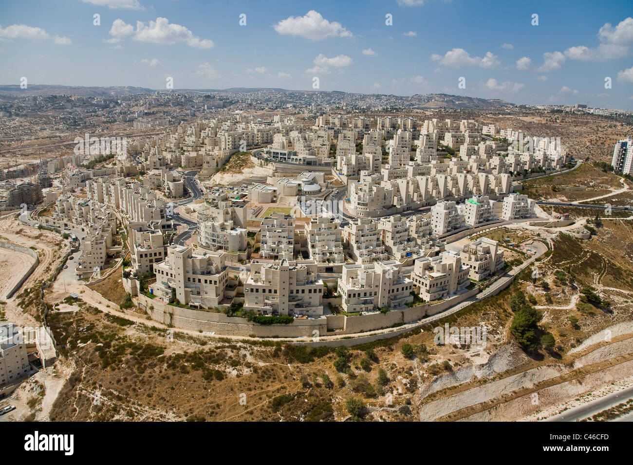 Aerial photograph of a new resedential neighborhood in the city of ...