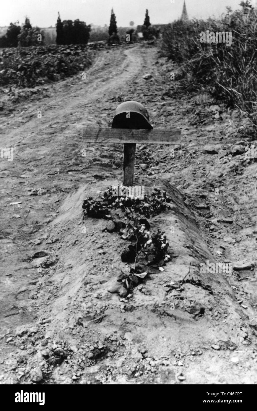Second World War: German Soldiers, killed in action at the Eastern ...