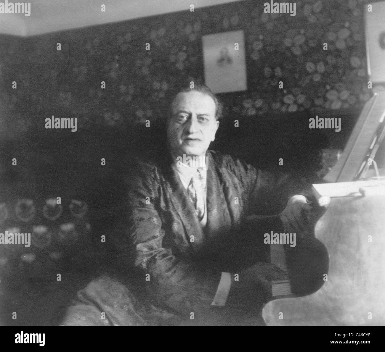 Oscar strauss hi-res stock photography and images - Alamy