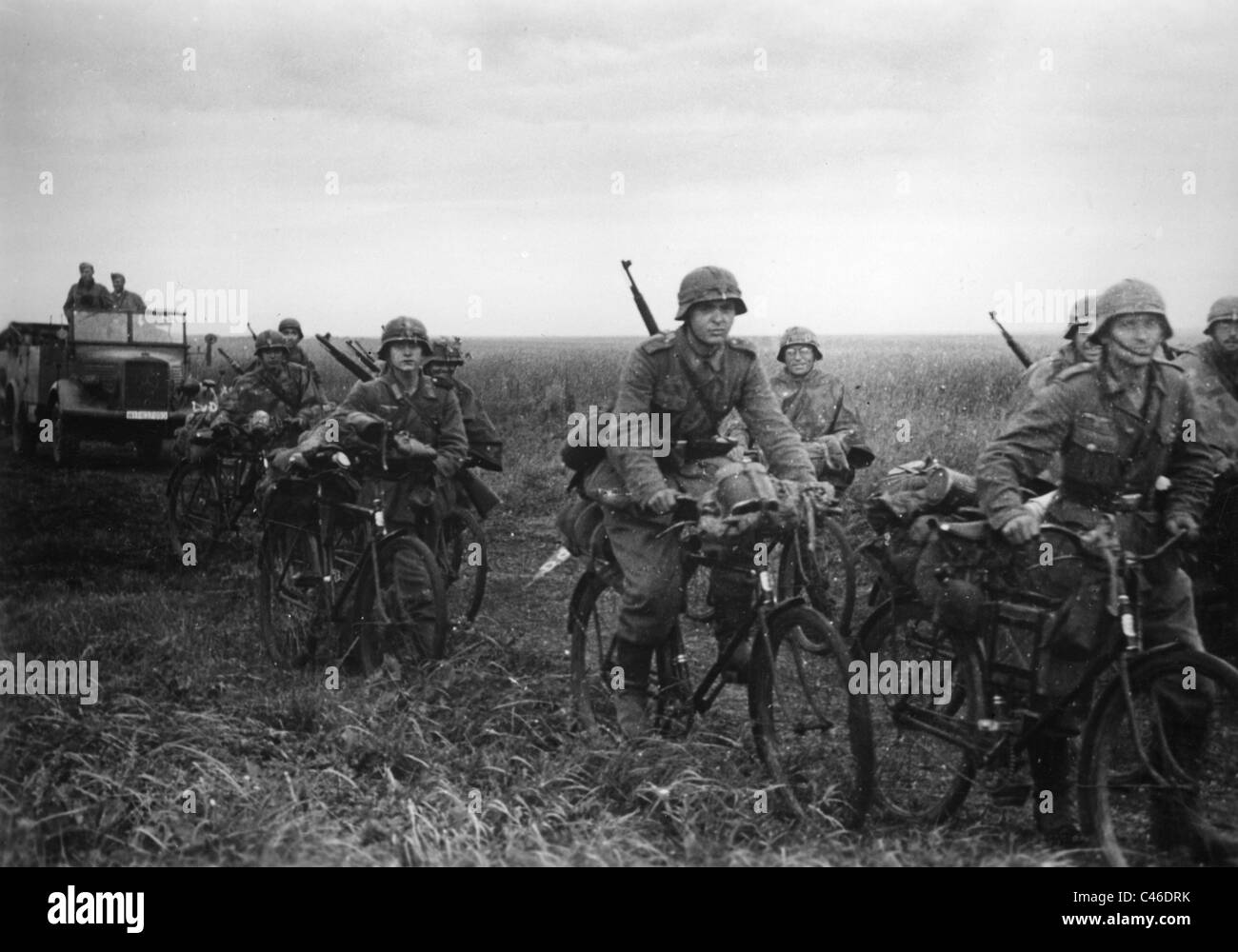 German bicycle infantry hi-res stock photography and images - Alamy