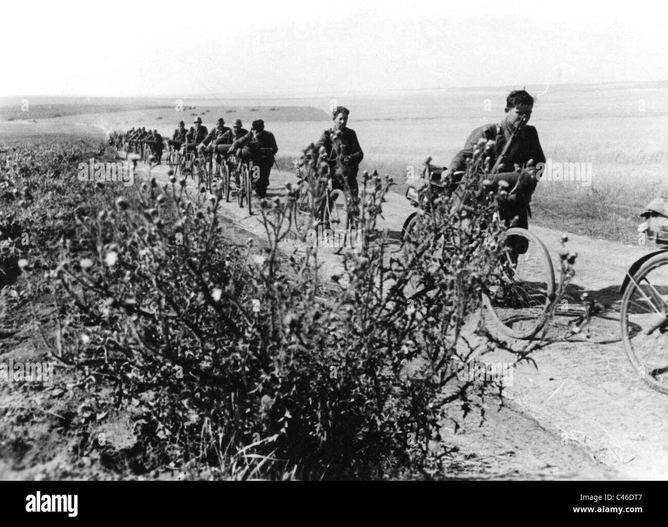 Second World War: German Bicycle Infantry Stock Photo - Alamy