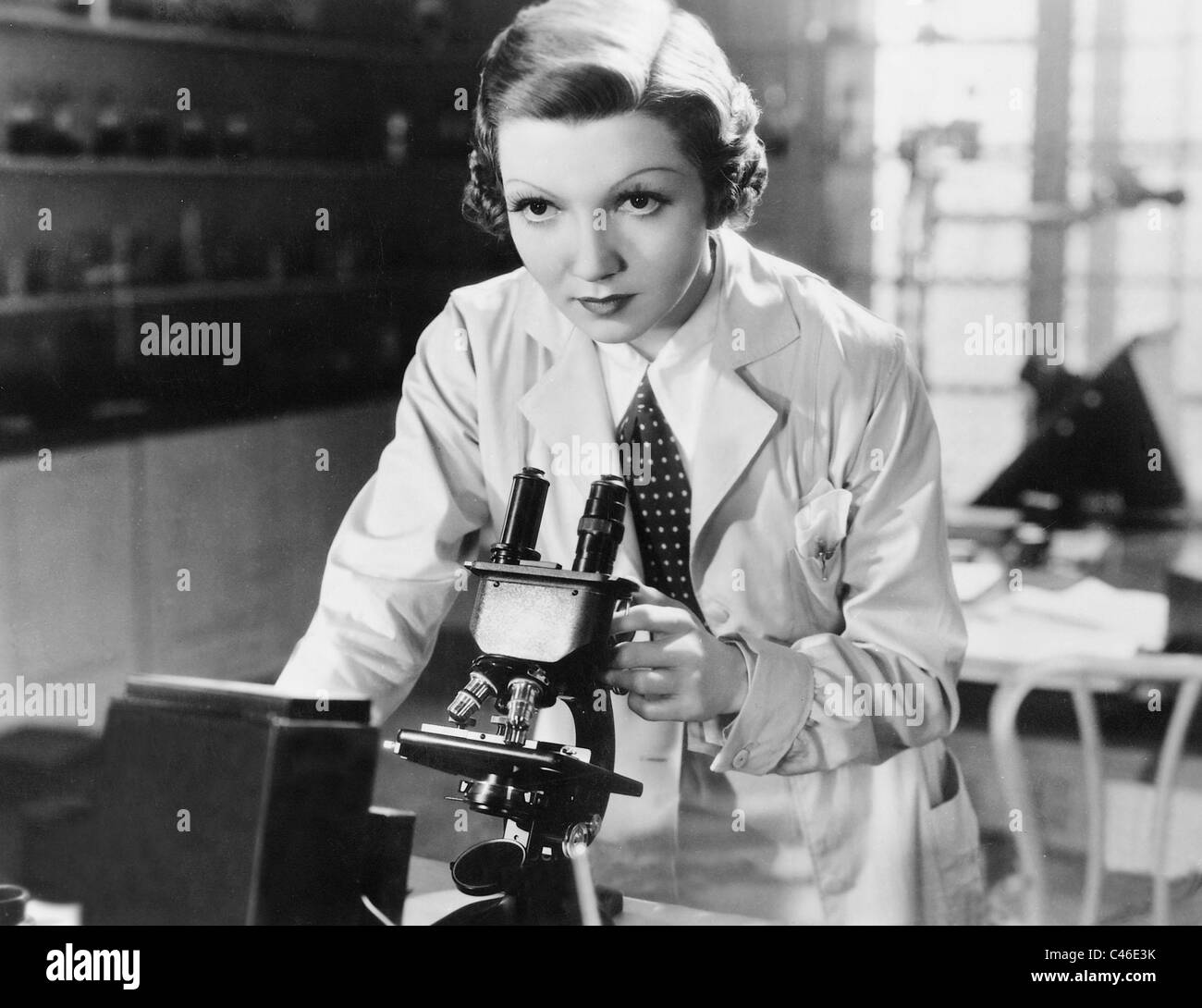 Claudette colbert hi-res stock photography and images - Alamy