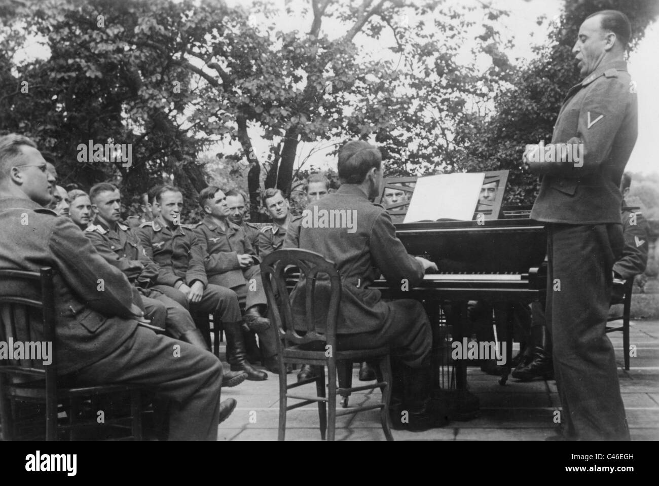 Second World War: German Soldiers making music Stock Photo - Alamy