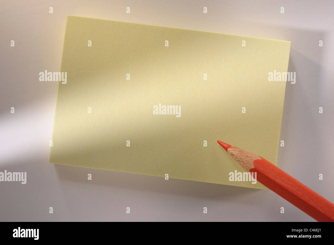 Memo red hi-res stock photography and images - Alamy