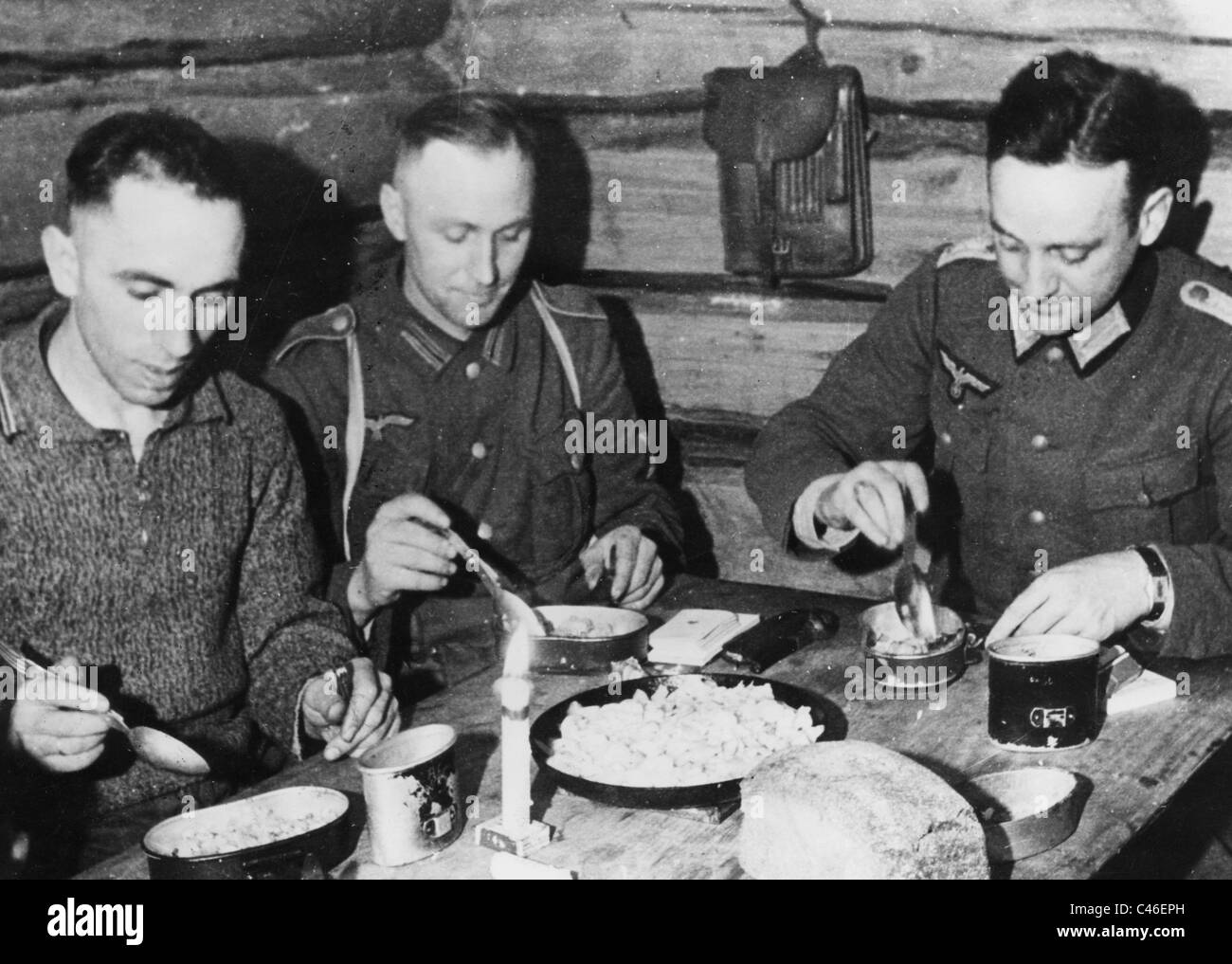 Second World War: German Soldiers having a break Stock Photo - Alamy