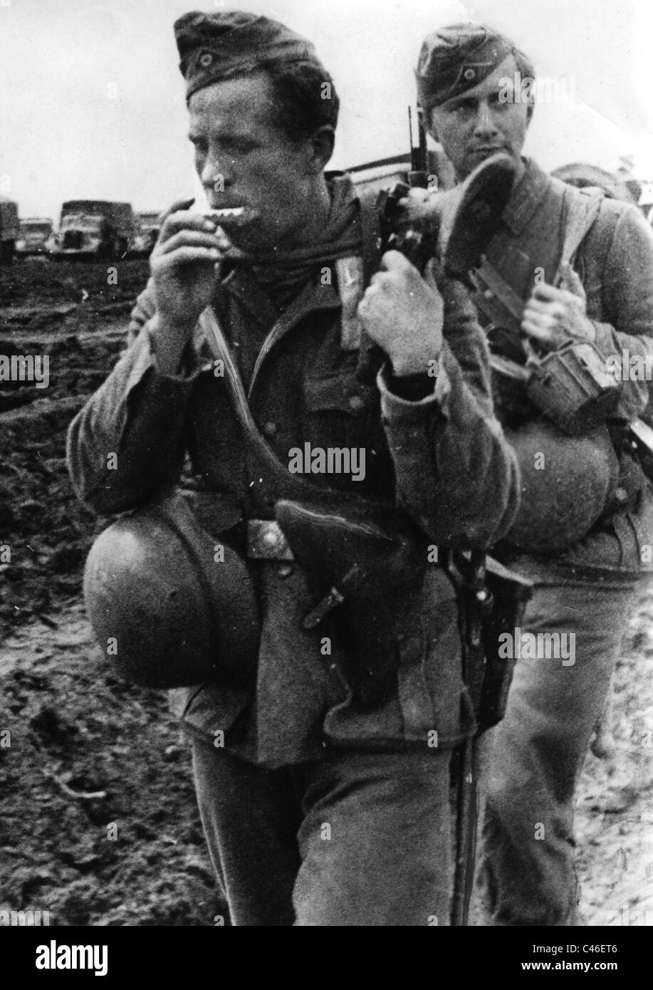 German soldiers having break hi-res stock photography and images - Alamy