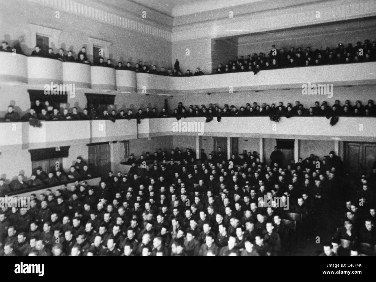 Second World War: Troop Entertainment at German Wehrmacht Stock Photo ...