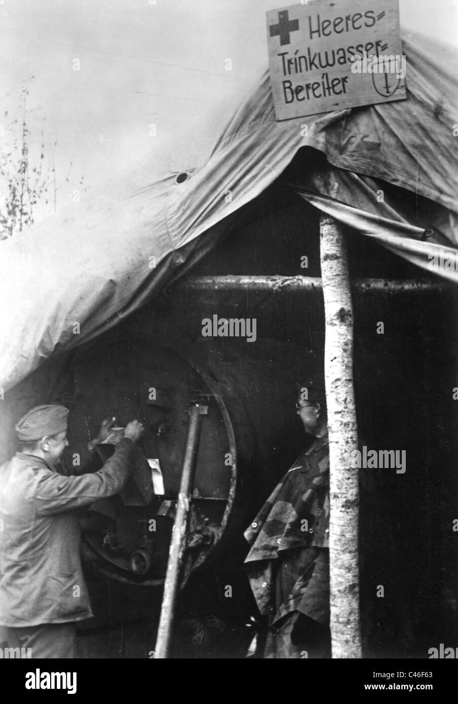 Second World War: Field Rations at German Wehrmacht Stock Photo - Alamy