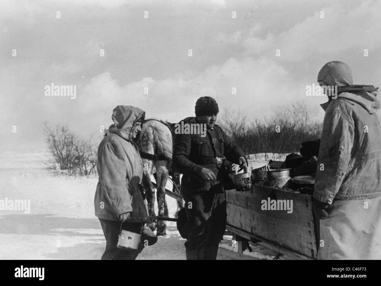 German field kitchen wwii hi-res stock photography and images - Alamy