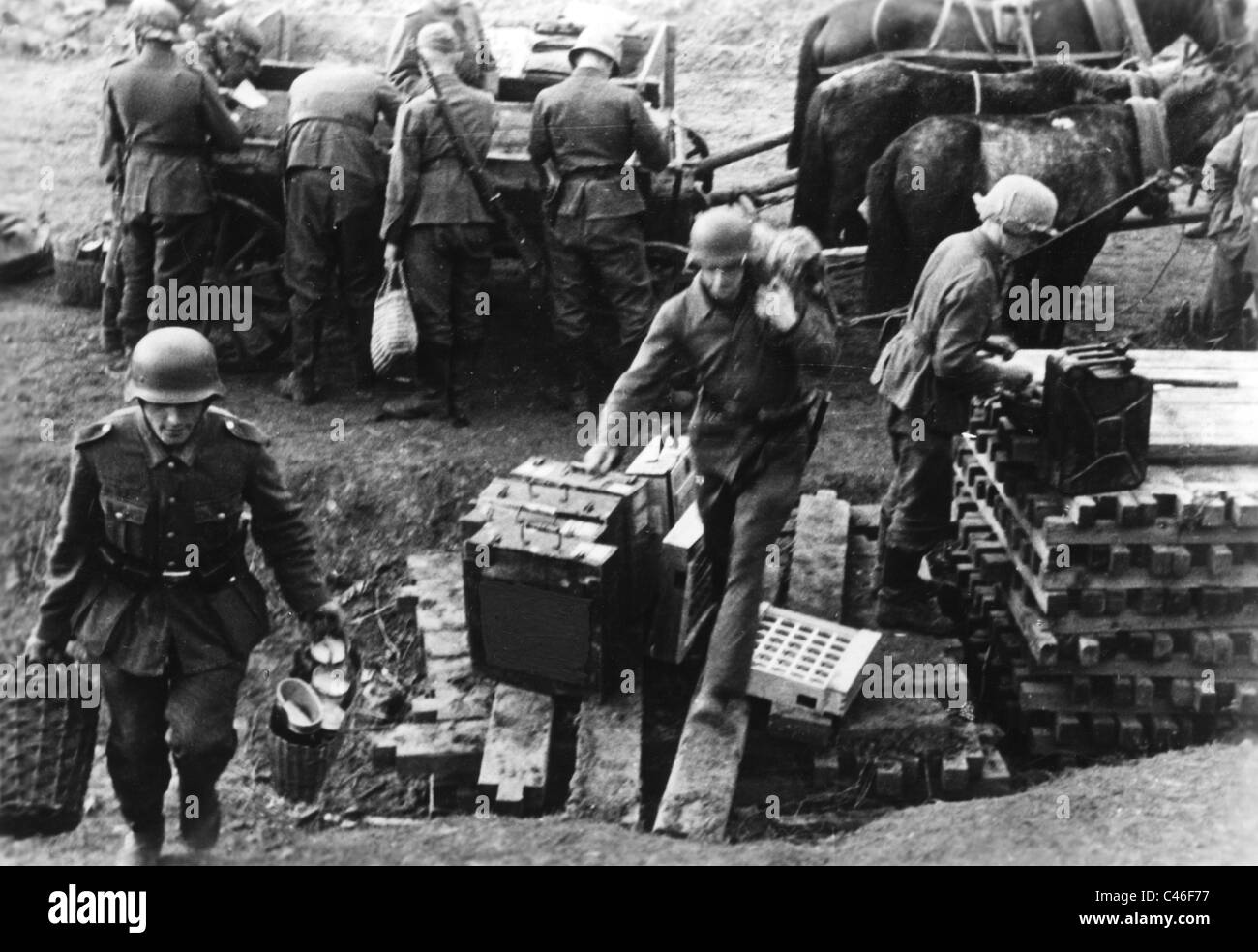 Second World War: Field Rations at German Wehrmacht Stock Photo - Alamy