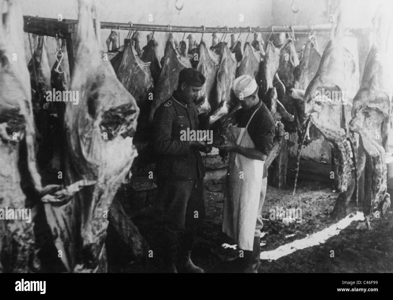 German field kitchen wwii hi-res stock photography and images - Alamy