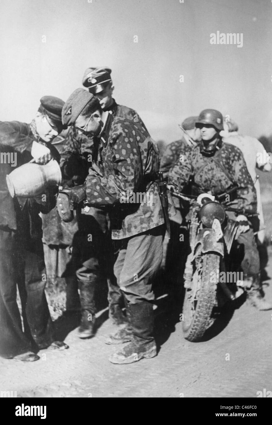 The waffen ss in action hi-res stock photography and images - Alamy
