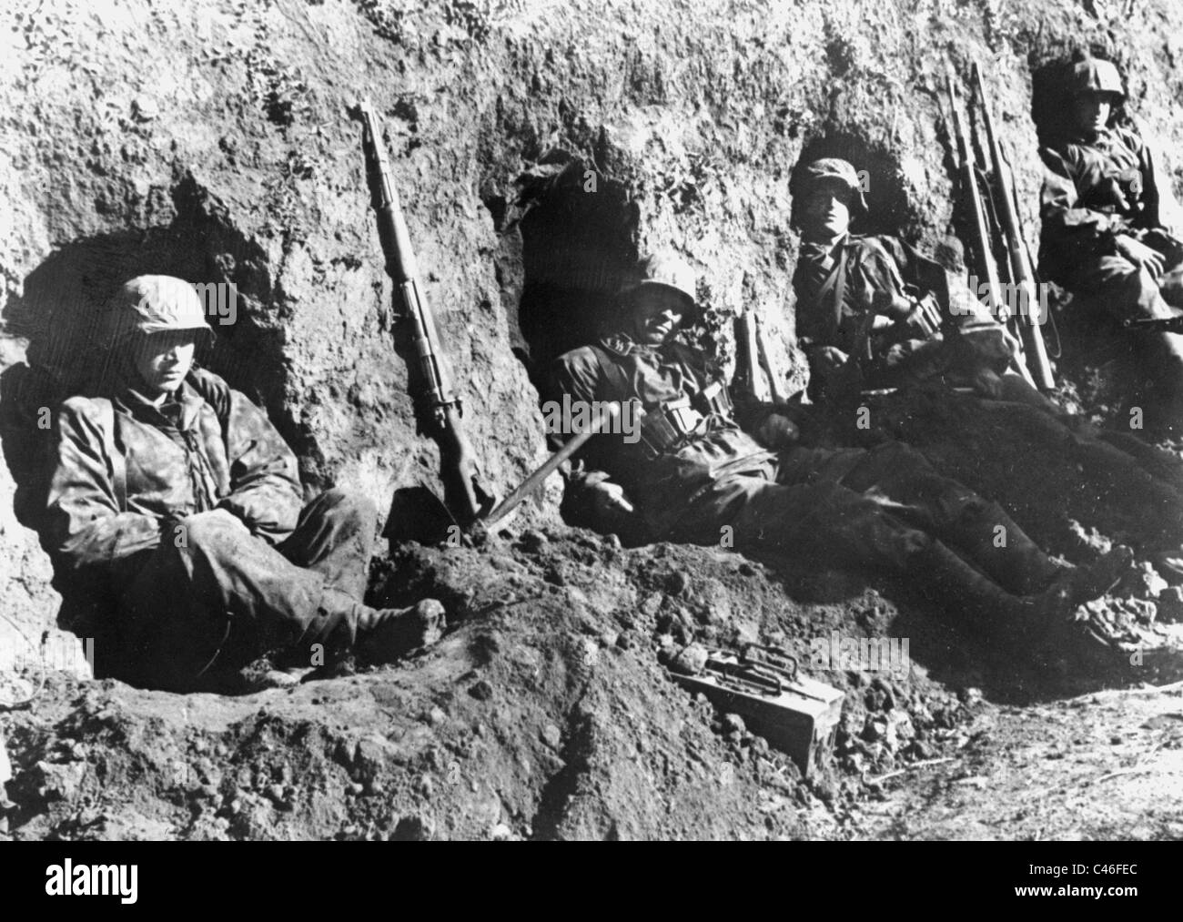 The waffen ss in action hi-res stock photography and images - Alamy