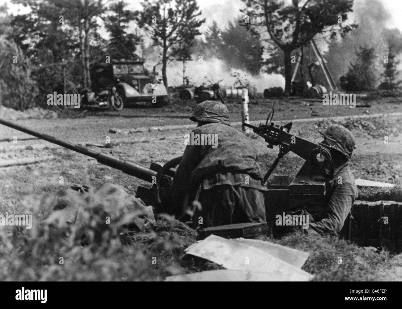 Second World War: German Waffen-SS in action Stock Photo - Alamy