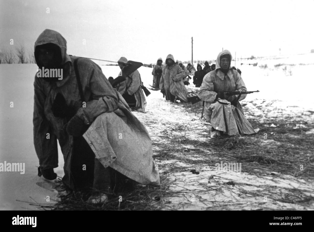 Second World War: German Waffen-SS in action Stock Photo - Alamy