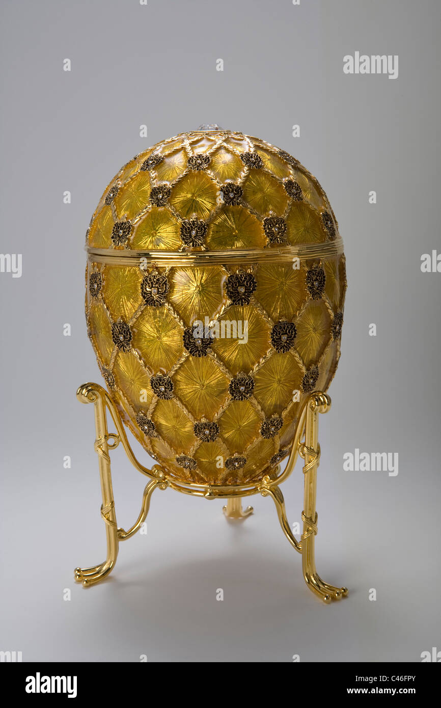 Reproduction of Faberge Coronation egg, replica Stock Photo - Alamy