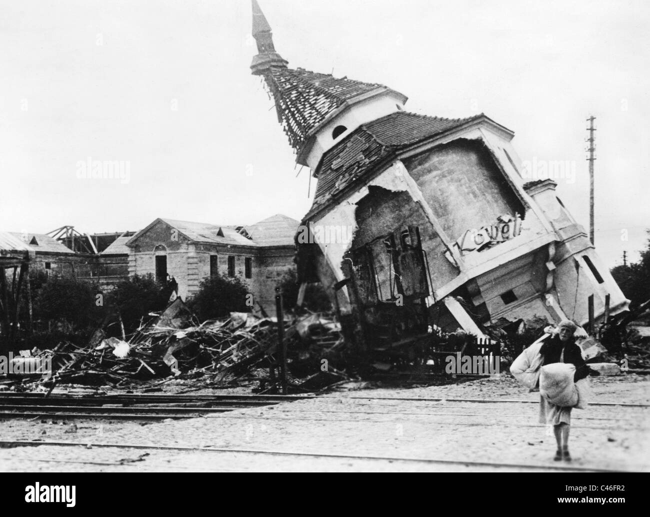 Second World War: Destroyed Cities in the Soviet Union Stock Photo - Alamy