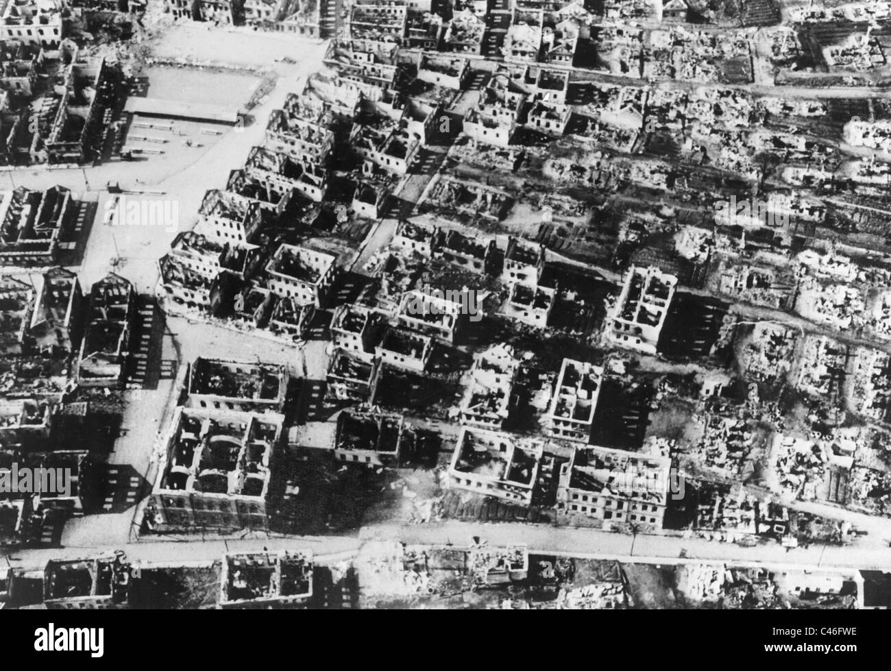 Second World War: Destroyed Cities in the Soviet Union Stock Photo - Alamy